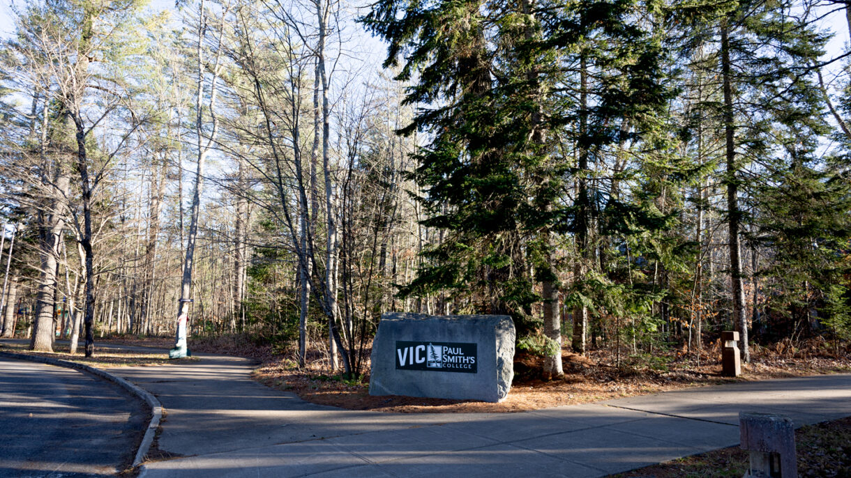 Visitor Interpretive Center (VIC) - Paul Smith's College
